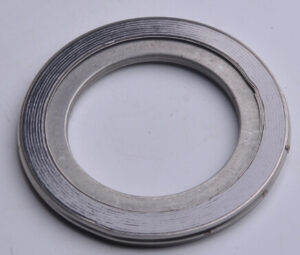 SPIRAL WOUND GASKETS WITH INNER AND OUTER RING